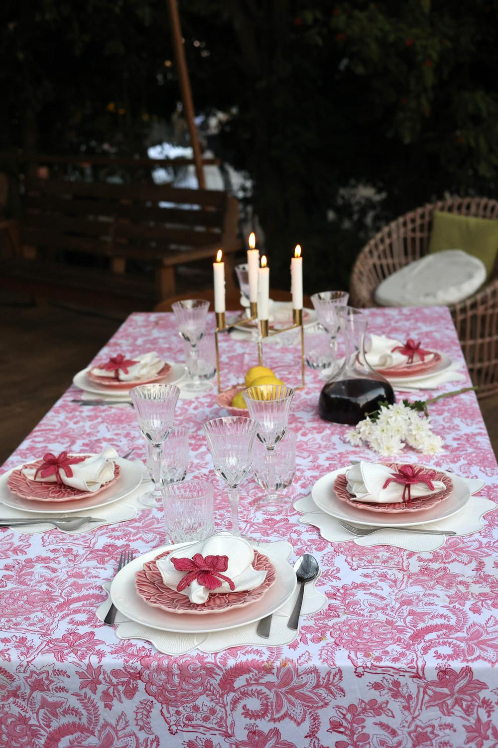 Lovely Table – Lovely table